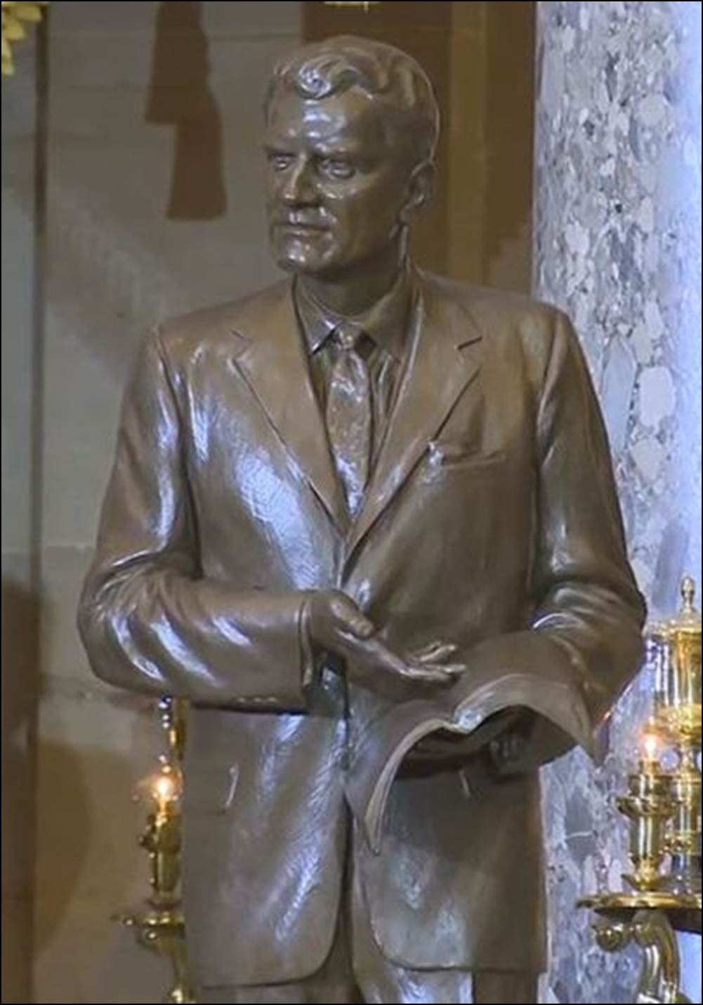 Statue of Billy Graham Unveiled in Statuary Hall of US Capitol ...